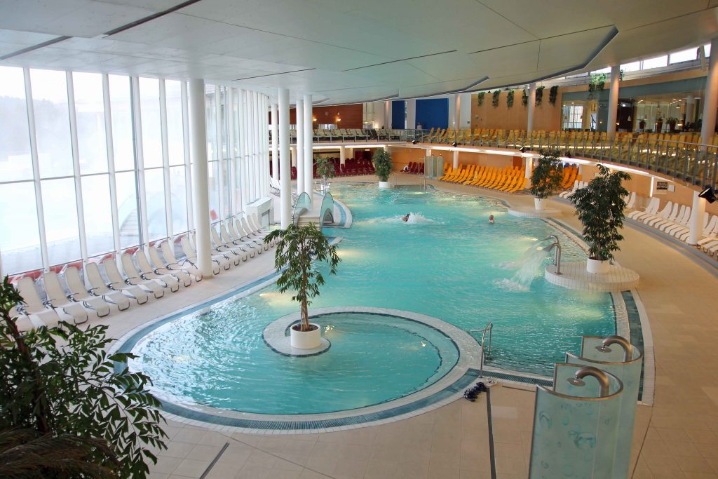 Therme Geinberg: Urlaub im Hotel & Spa Resort - PlacesofJuma