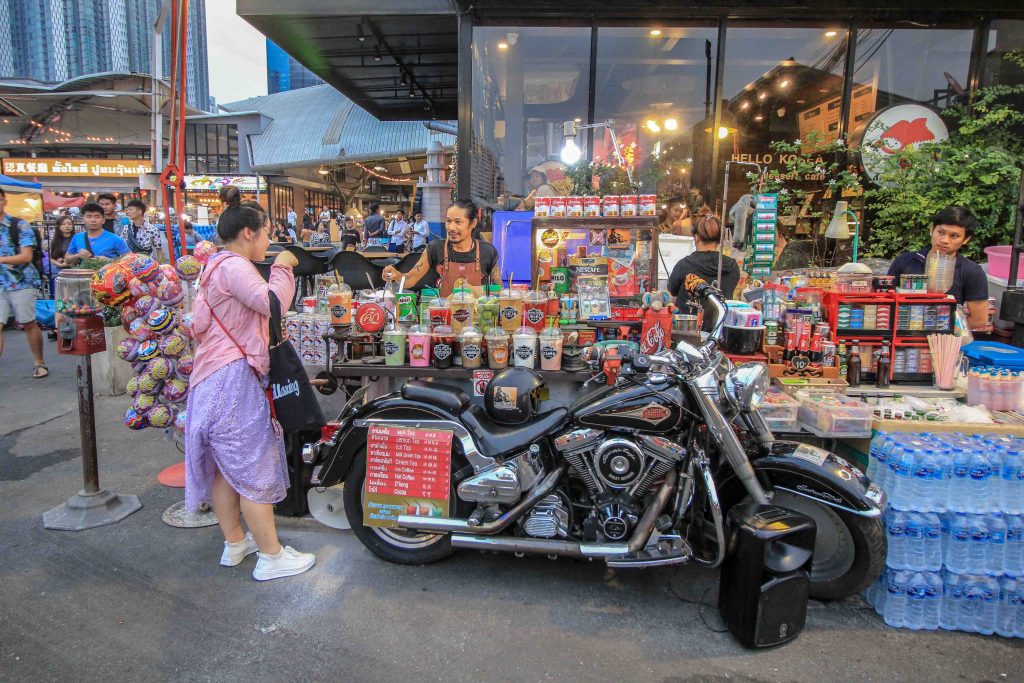 The One Ratchada: Bangkok's new Train Night Market - PlacesofJuma