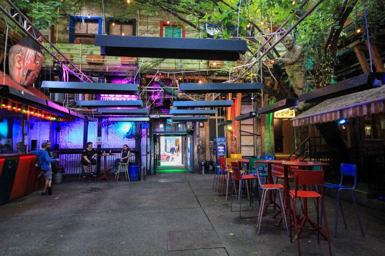 Top 7 Amazing Ruin Bars in Budapest - PlacesofJuma