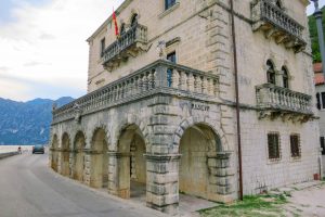 Perast: Die besten Tipps für den Küstenort in Montenegro - PlacesofJuma