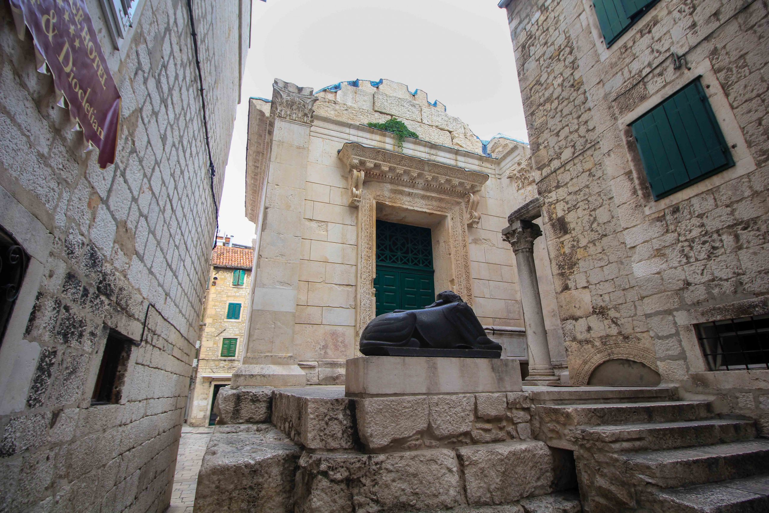 Altstadt von Split | Alles was du wissen musst! - PlacesofJuma