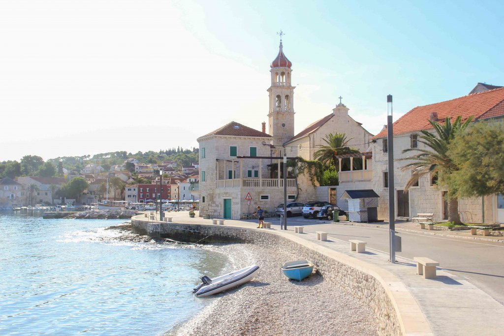 Sutivan: Most idyllic Vacation spot on Brac - PlacesofJuma