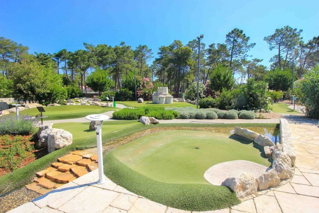 Zaton Beach: Best Beaches & Travel Tips! - PlacesofJuma