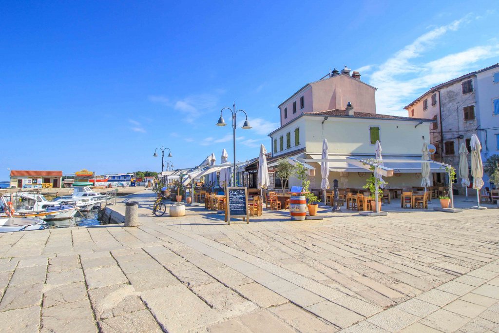 Fazana: The Charming Coastal Town in Istria - PlacesofJuma