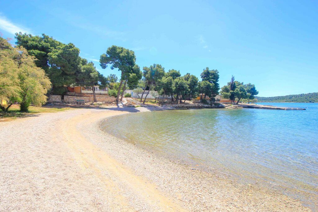 Pirovac, Croatia: Travel Guide & Best Beaches - PlacesofJuma