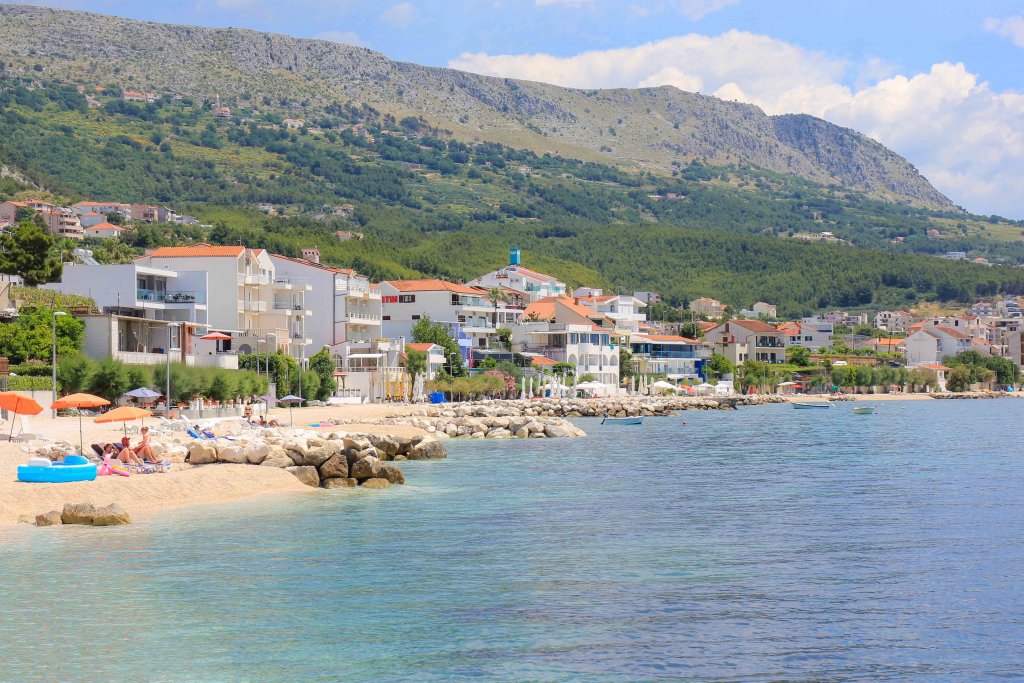 Podstrana, Croatia: Things to Do & Best Beaches! - PlacesofJuma