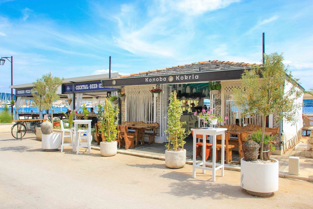 Seget Donji: Der hübsche Urlaubsort bei Trogir! - PlacesofJuma