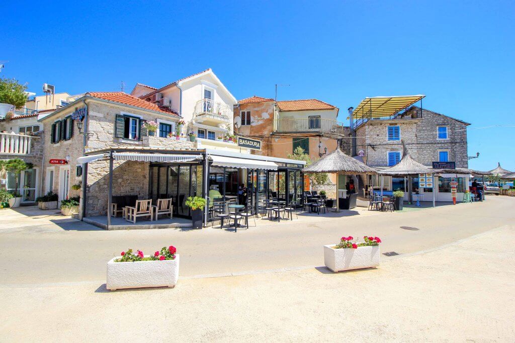 Tribunj, Croatia: Travel Guide & Best Beaches - PlacesofJuma