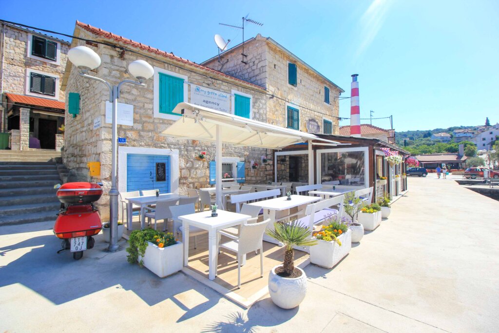 Solta Island, Croatia: The Complete Travel Guide! - PlacesofJuma