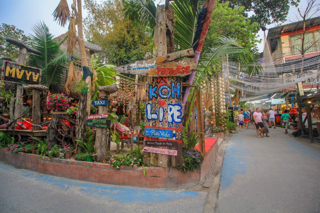 Where to Stay in Koh Lipe - Best Hotels Included - PlacesofJuma