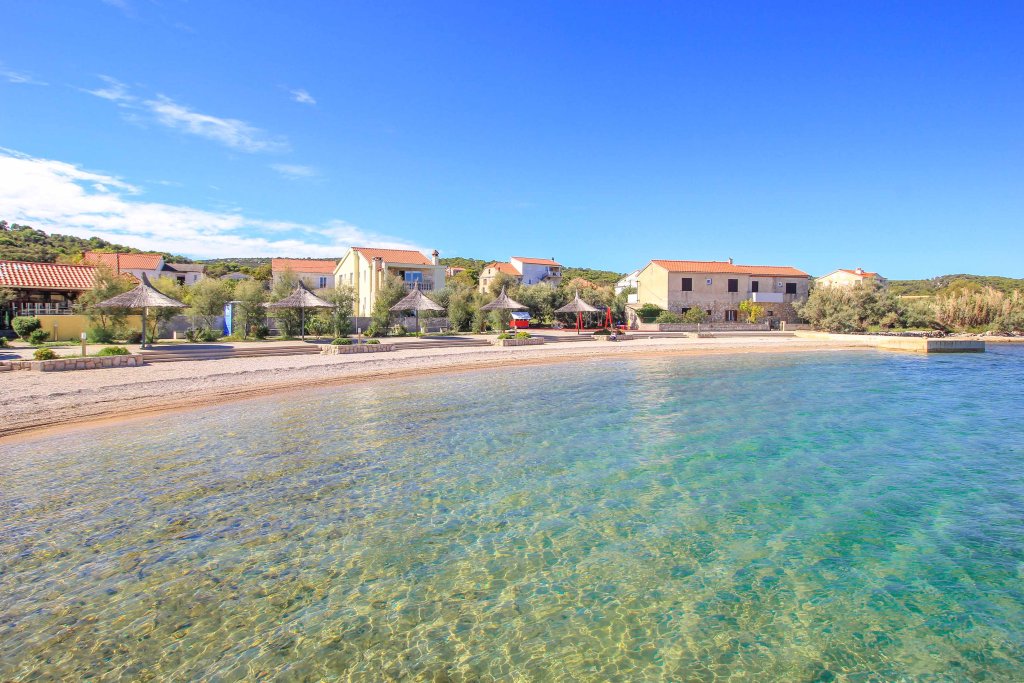 Die 10 schönsten Strände der Insel Pasman! - PlacesofJuma