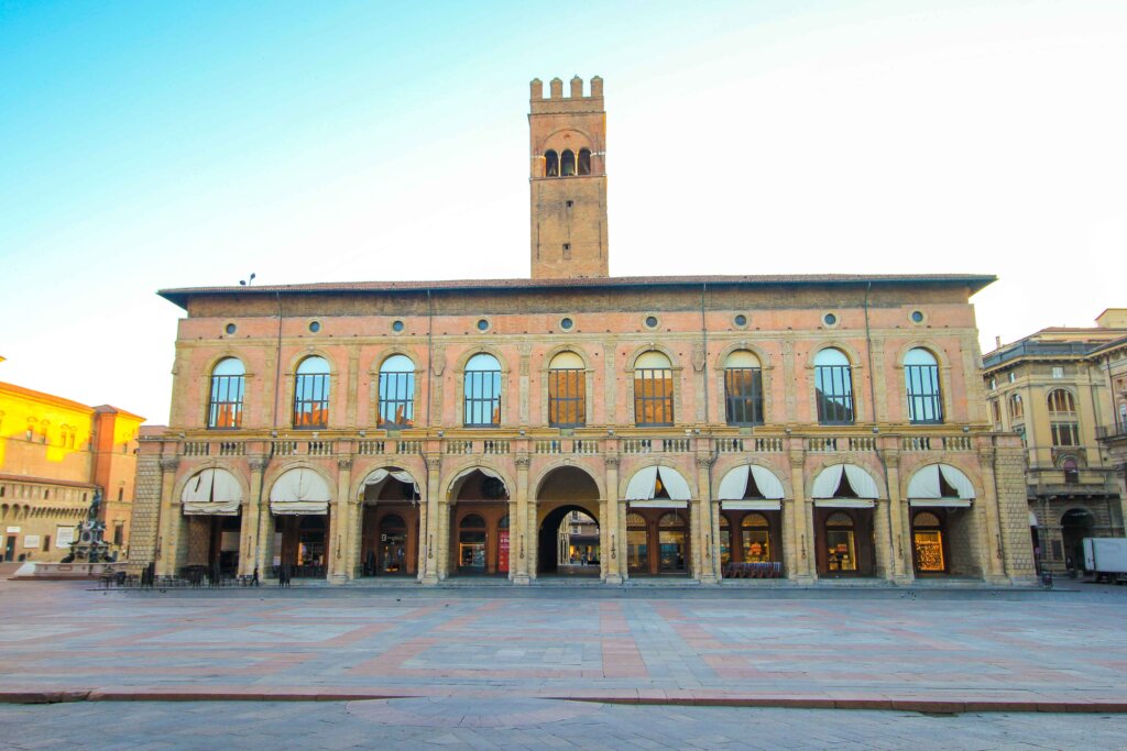 Top 15 Amazing Things to Do in Bologna (Italy) - PlacesofJuma