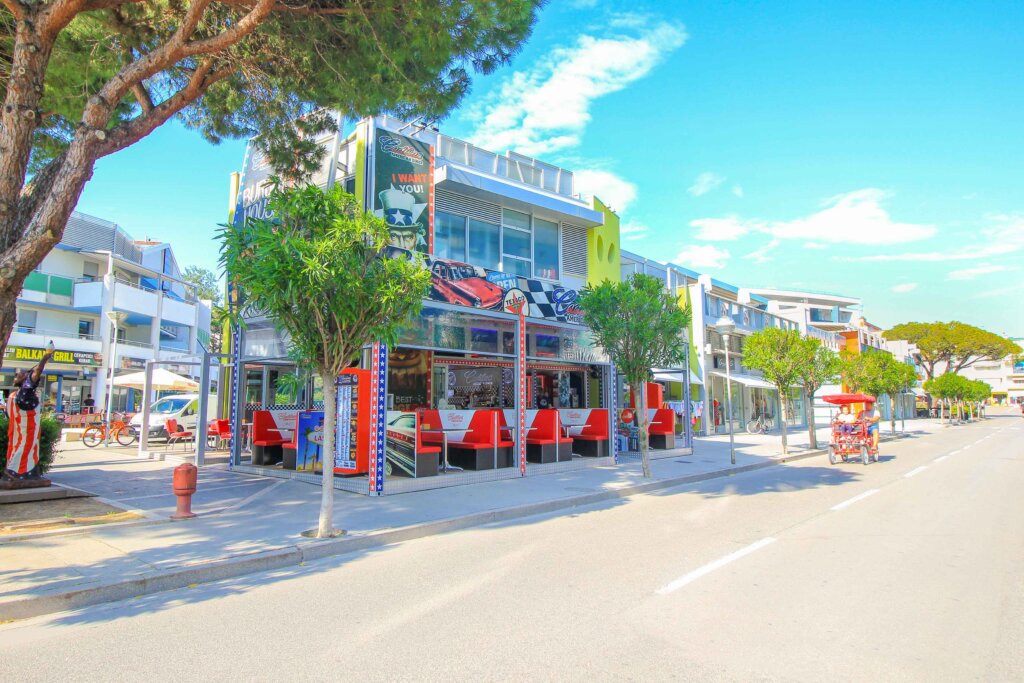 Bibione, Italy: An Expert Travel Guide! - PlacesofJuma