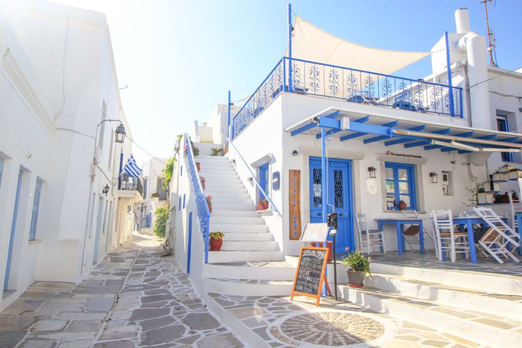 Visiter Paros : les 20 choses à faire et à voir ! - PlacesofJuma