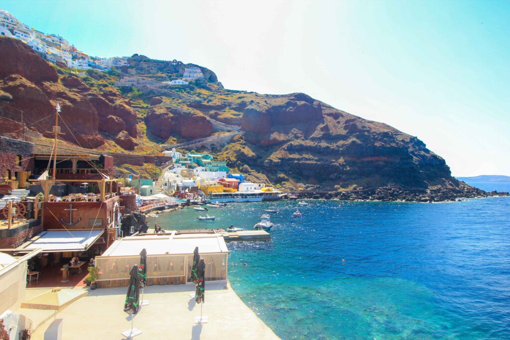 Ammoudi Bay, Santorini: The Charming Bay of Oia - PlacesofJuma