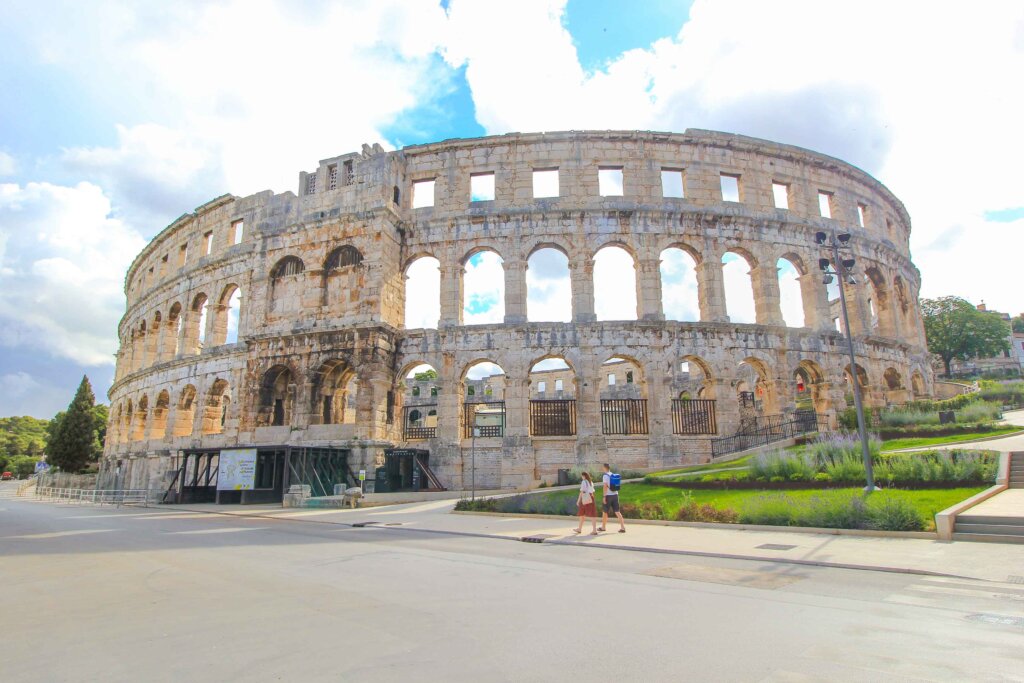 Pula Arena: The Roman Amphitheater of Pula - PlacesofJuma