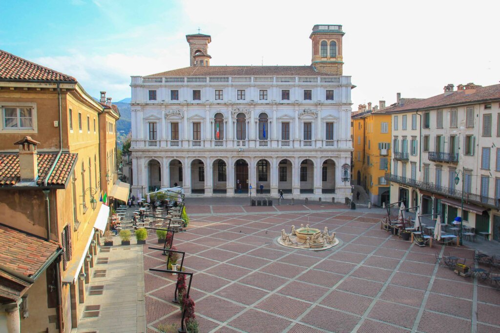 15 Amazing Things to Do in Bergamo (Italy) - PlacesofJuma
