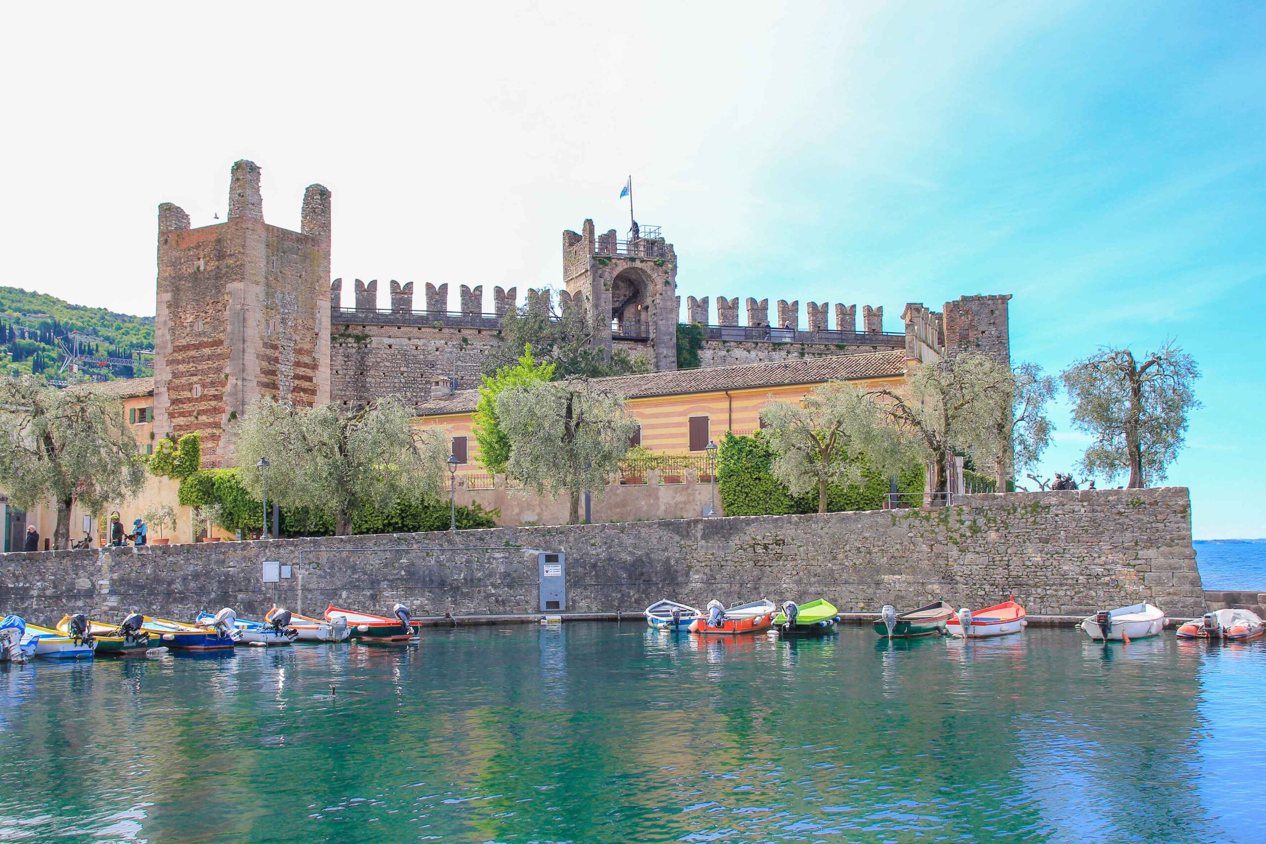 Torri del Benaco: Sehenswürdigkeiten, Altstadt & Tipps - PlacesofJuma