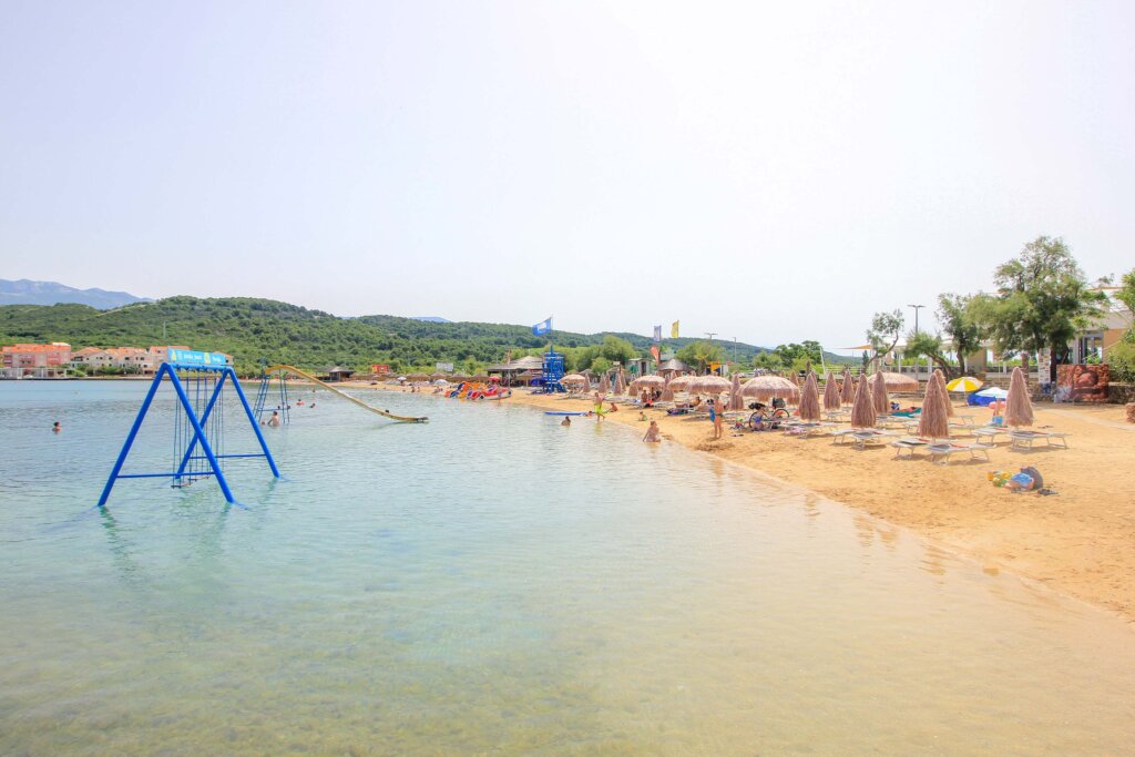 The 8 Best Beaches in Novalja - PlacesofJuma